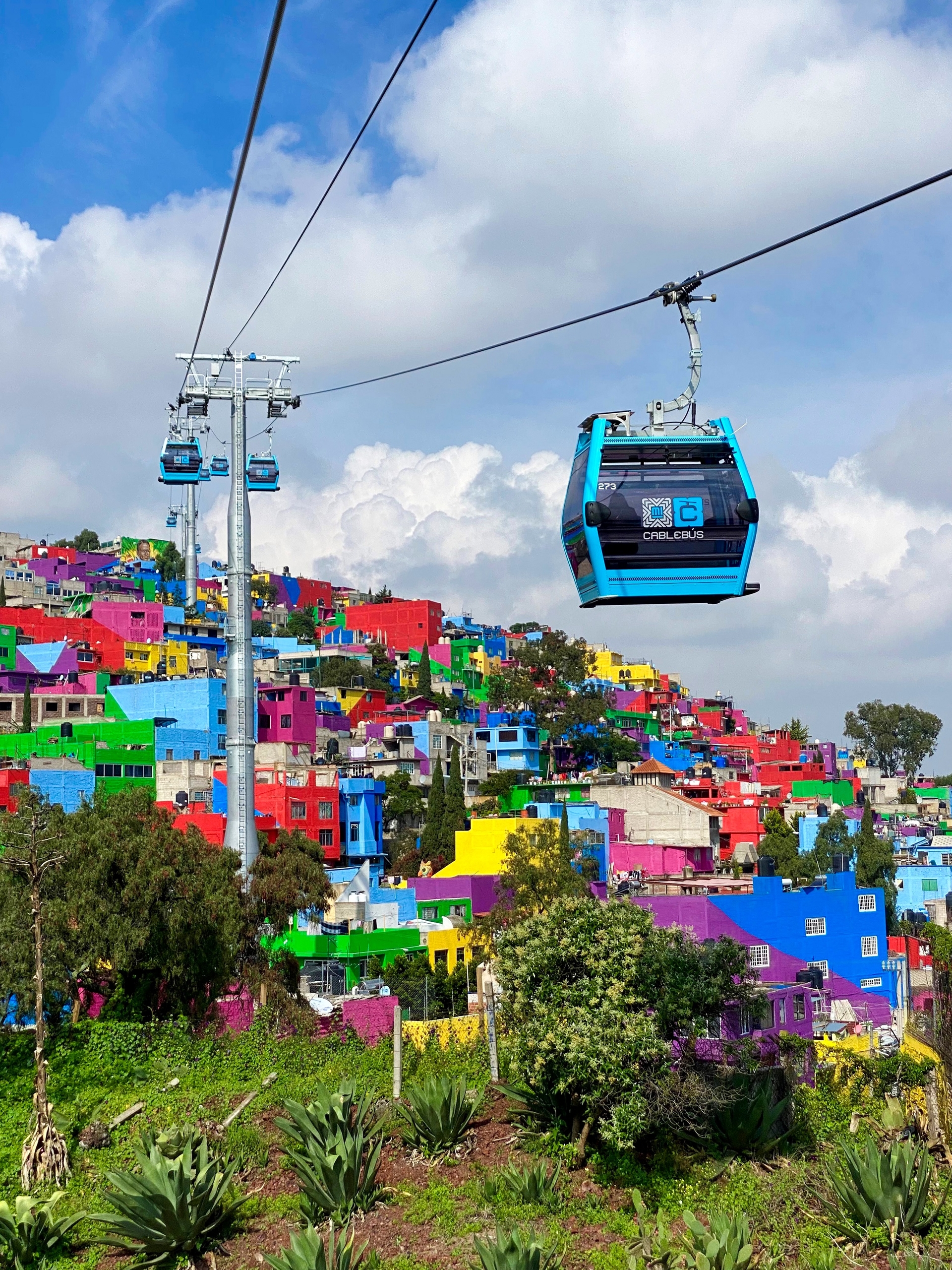 Cablebus 2 gondola lift in Mexico City now in operation